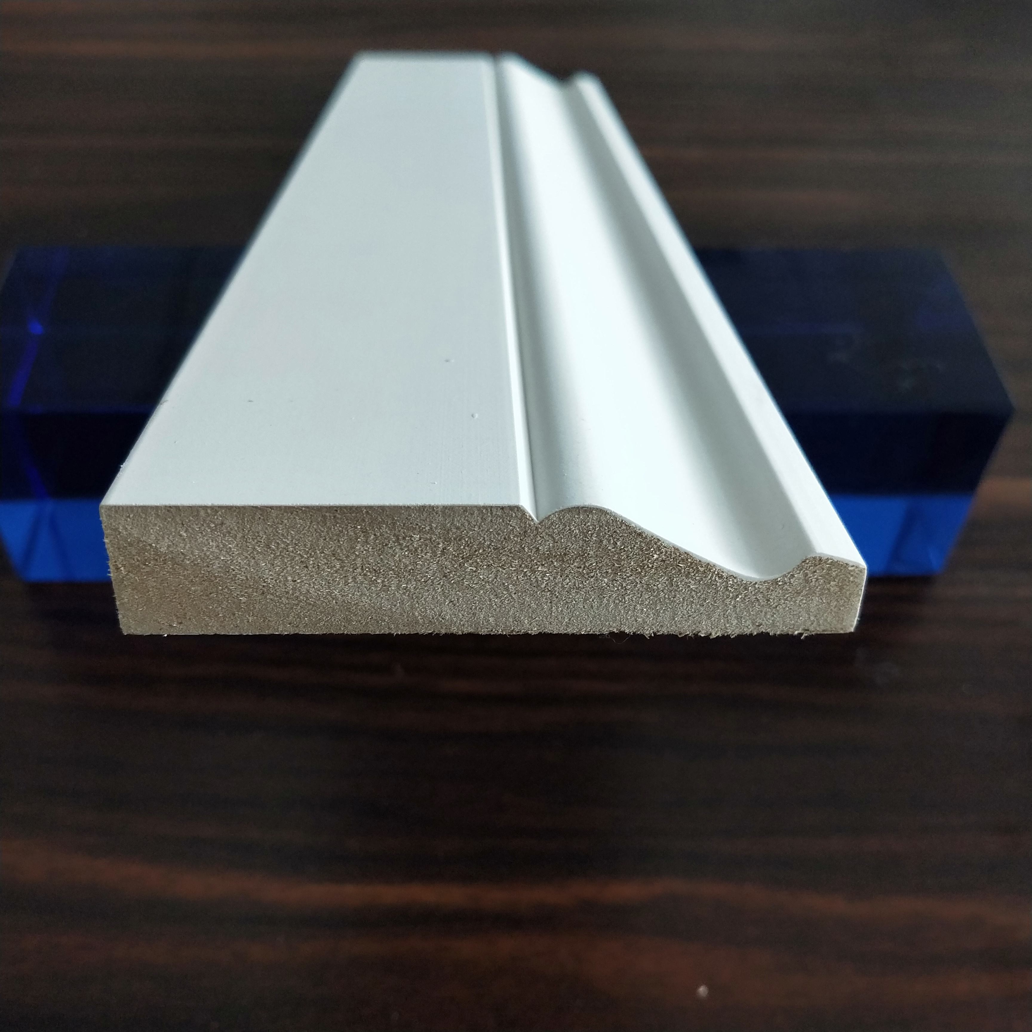 4 Inch MDF Skirting Board Pre Primed Pine Boards Environmental Friendly