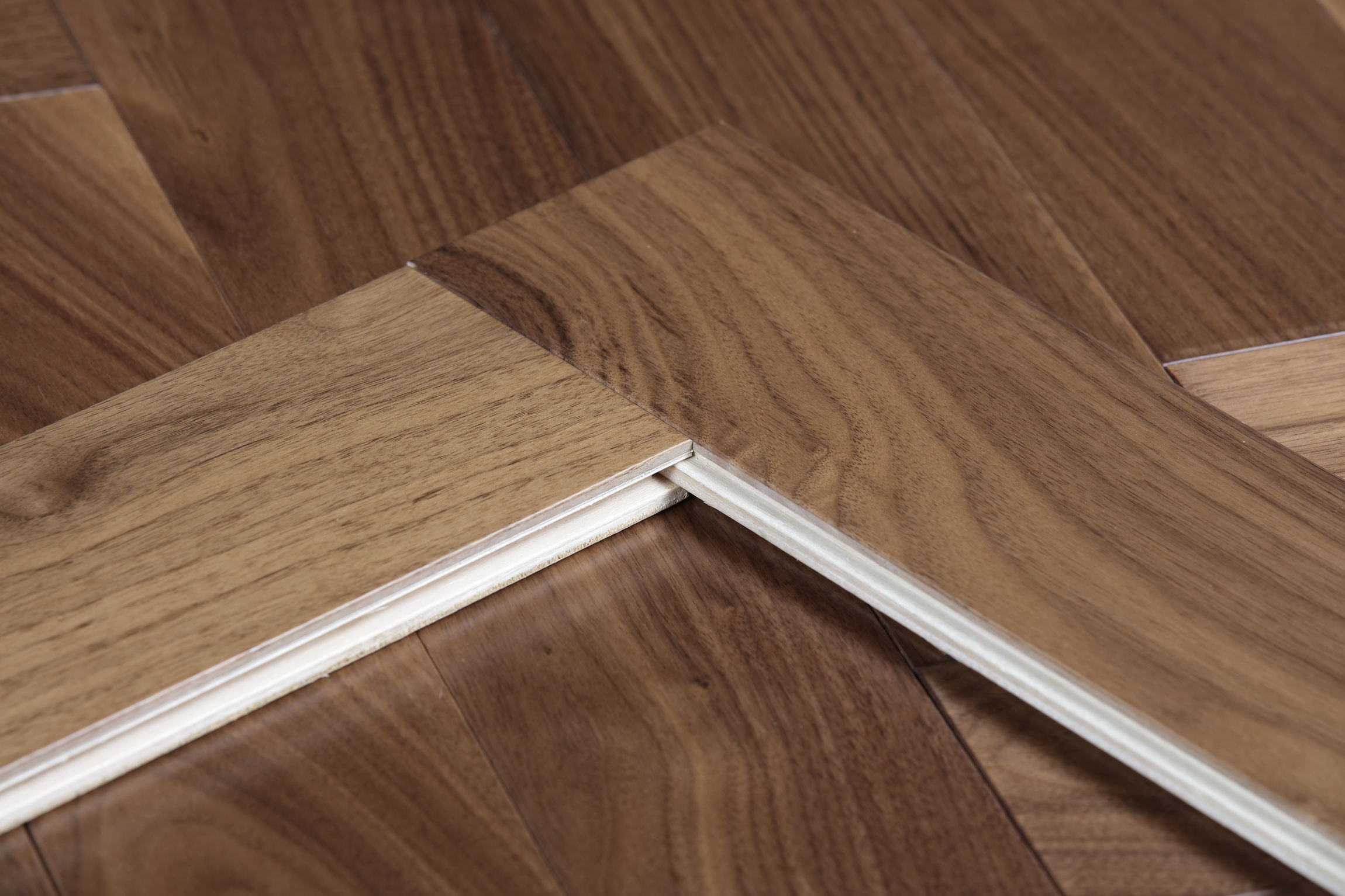 Multilayer Walnut Herringbone Flooring